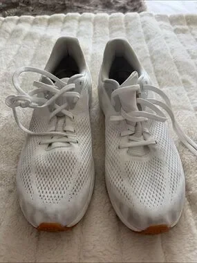 Under Armour | Shoes | Under Armour White Mens Lightweight Athletic ...